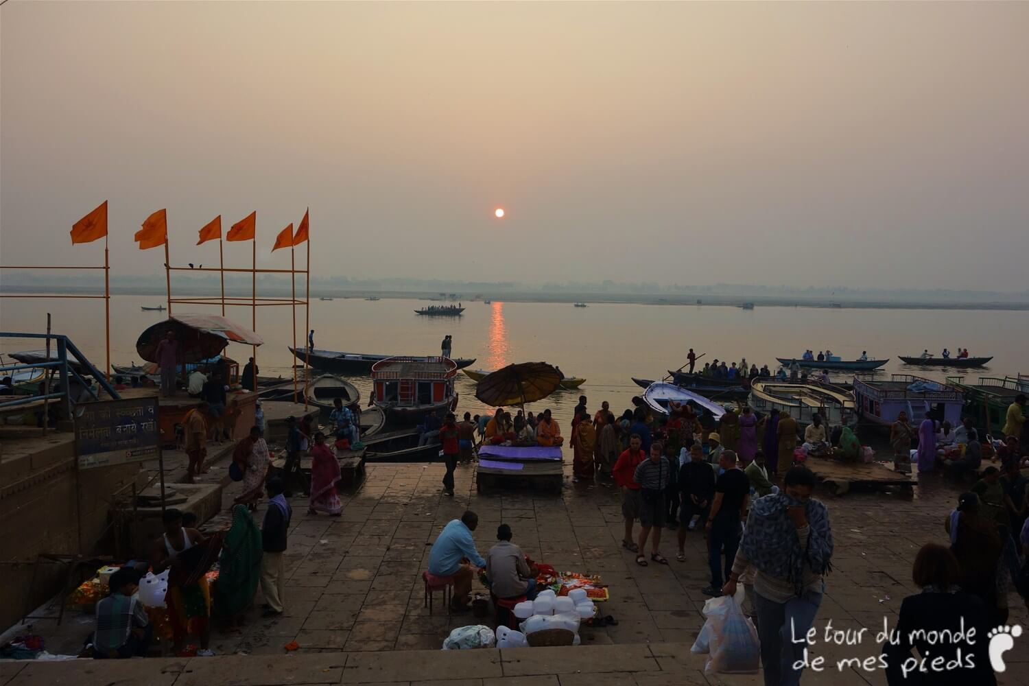 Varanasi pendant Divali - Le Tour du Monde de Mes Pieds